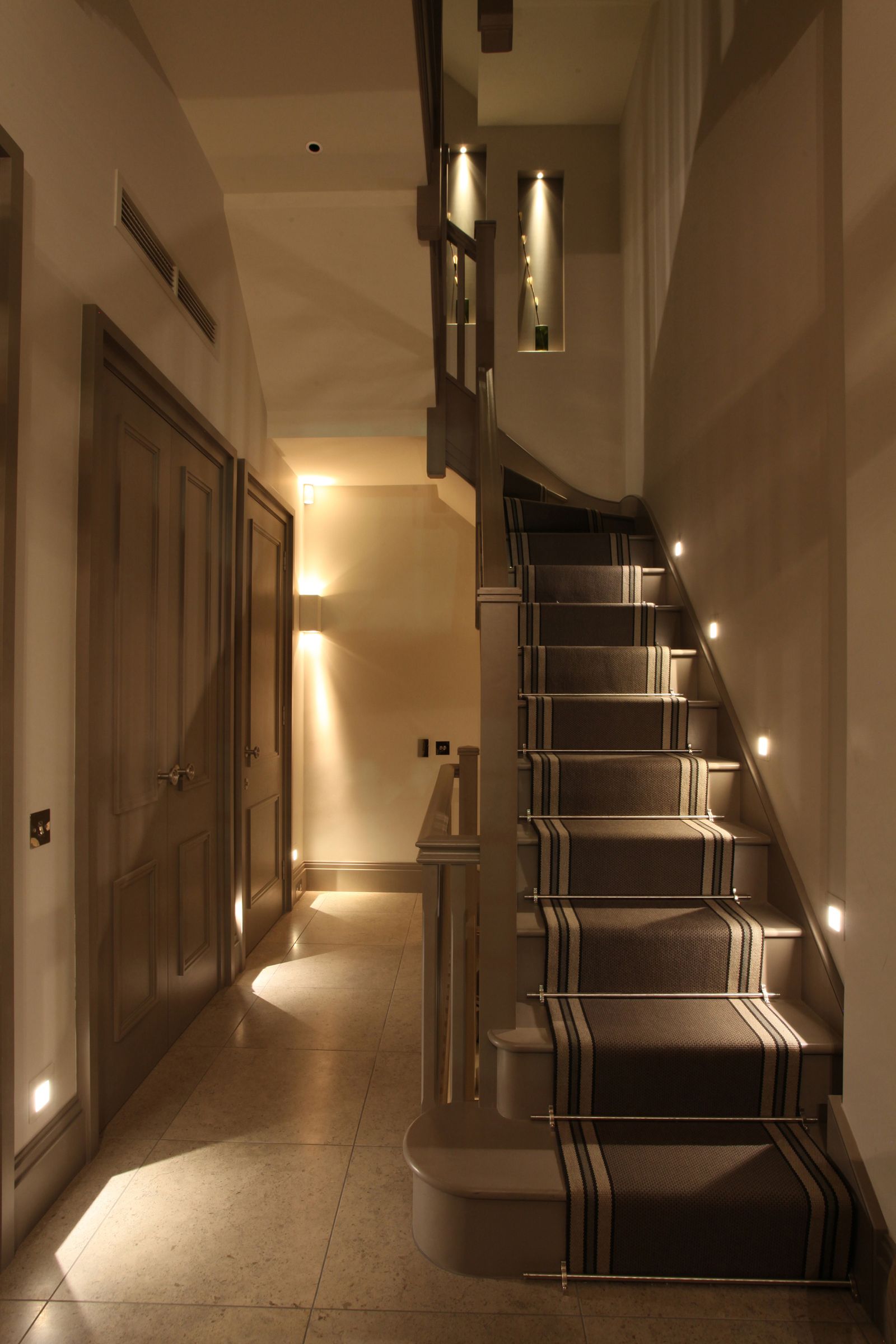 Staircase lighting ideas – 17 styles to light up your treads | Real Homes