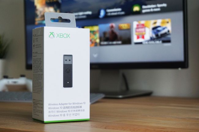 New Xbox Wireless Adapter review: A must-have for on-the-go gaming ...