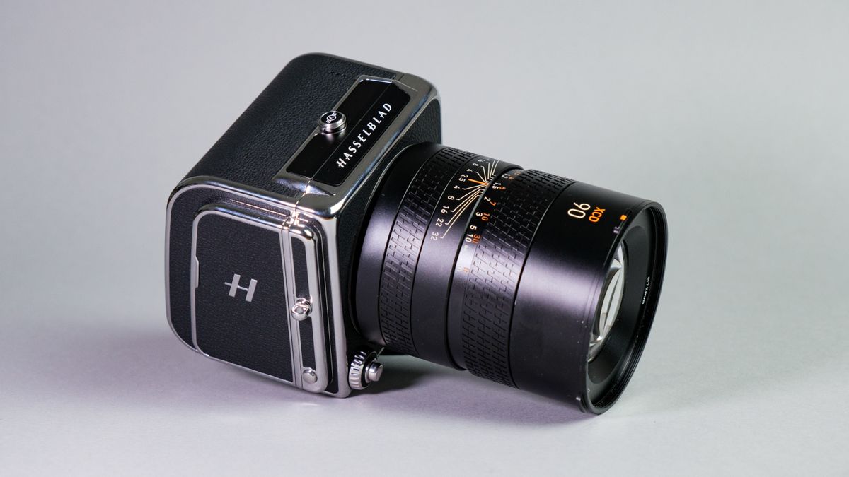 Hasselblad 907X + CFV 100C review | Tom's Guide