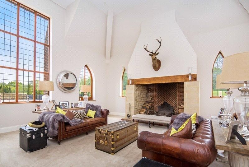 Three country houses — one traditional, one modern and one to build ...