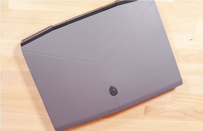 Alienware m15 (2018) Gaming Laptop Review: Leaner and Meaner - Tom's ...