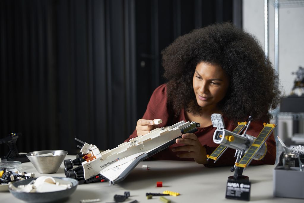Lego designer reveals hidden details in new Space Shuttle Discovery set ...