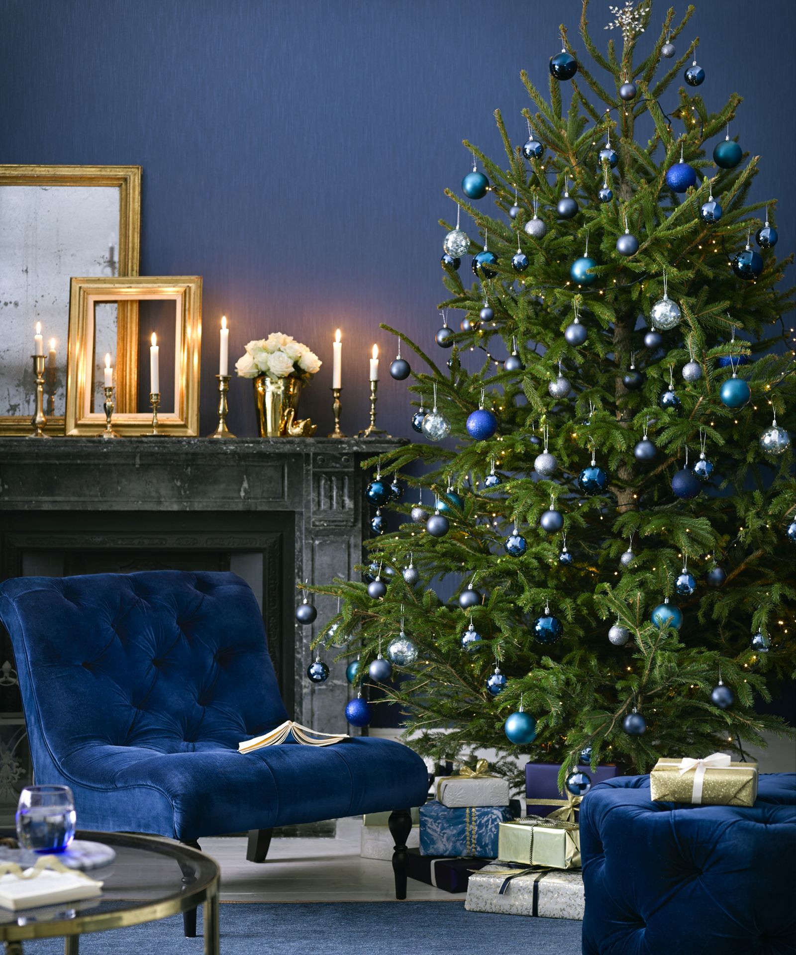 10 blue Christmas decor – soothing festive scheme ideas | Real Homes