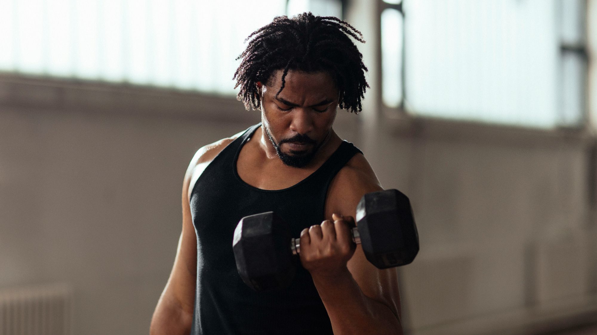 Build arm muscle with just five moves and this dumbbell workout | Fit&Well