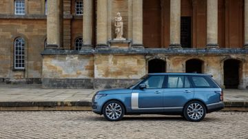 T3 Drives: The Range Rover 400e is just as luxurious, but now a lot ...