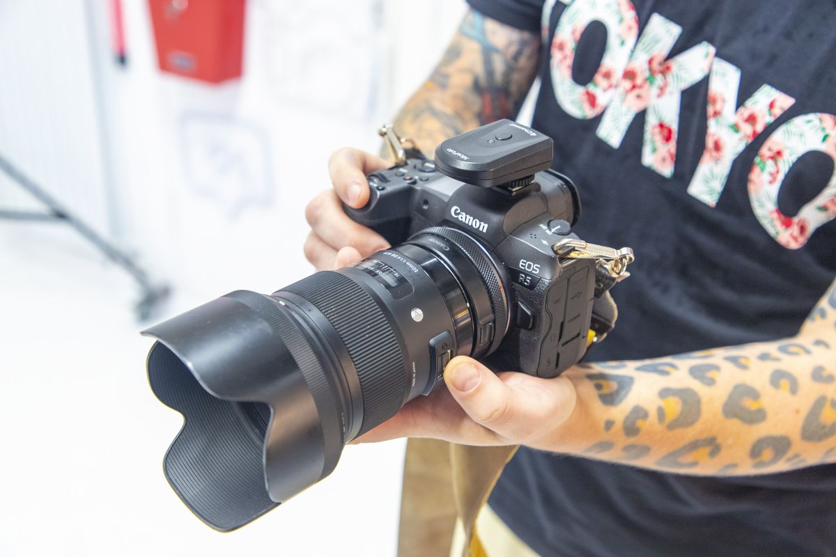 10 pro photo tips for incredible portraits in a simple home studio ...