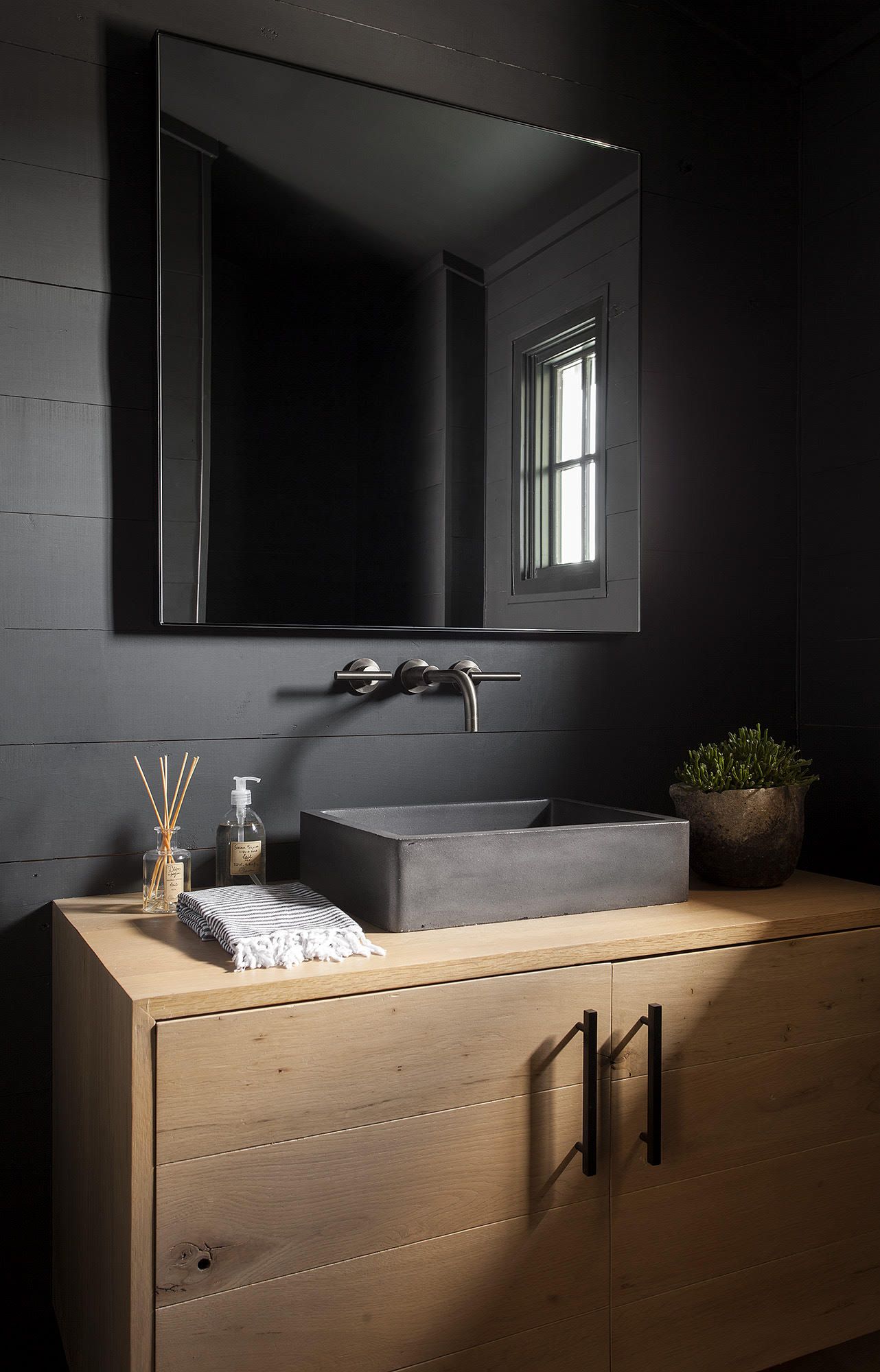 10 of the best black paint shades and ideas as chosen by designers ...