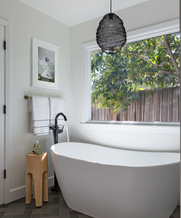 8 neutral bathroom ideas for inspiring serenity and calm | Homes and ...
