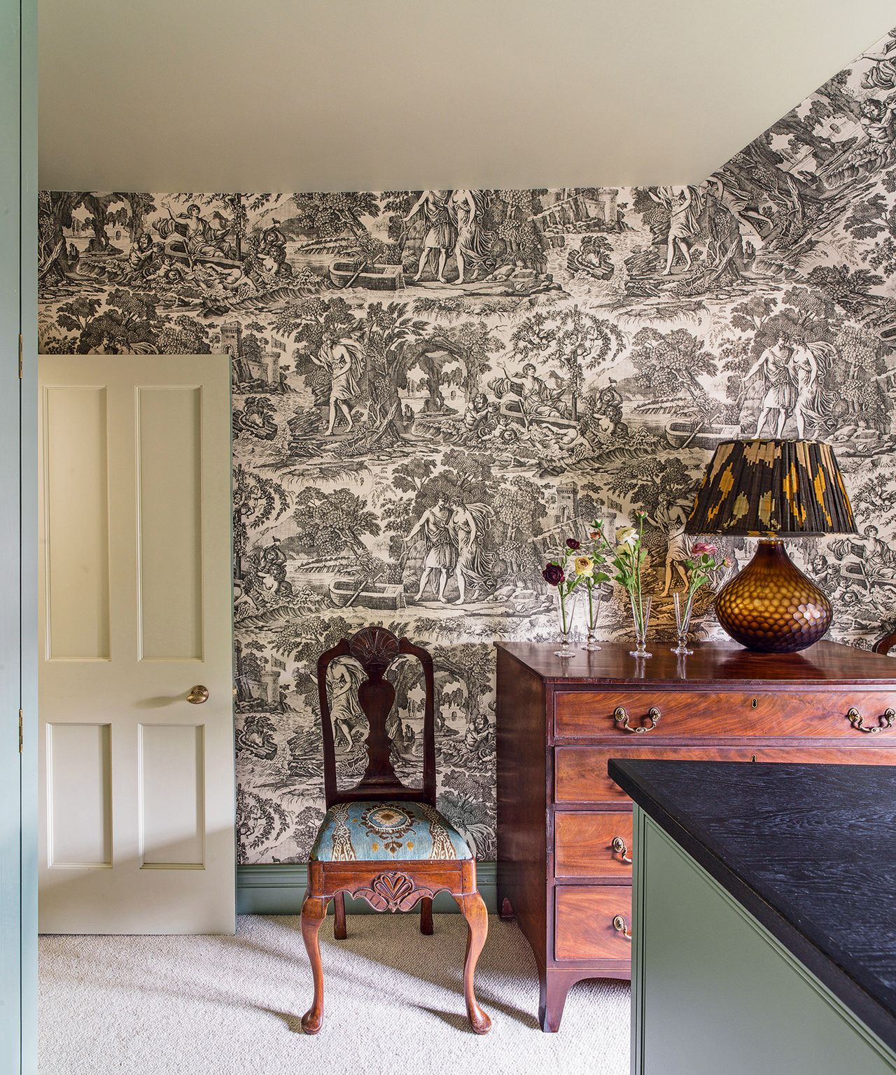 The Crown interiors: how to get the look | Homes and Gardens