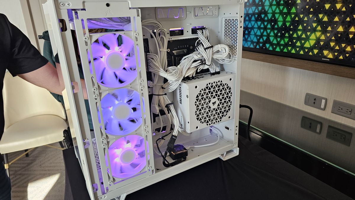 Corsair's 6500X and 2500X cases are about cooling and customization | Tom's Hardware