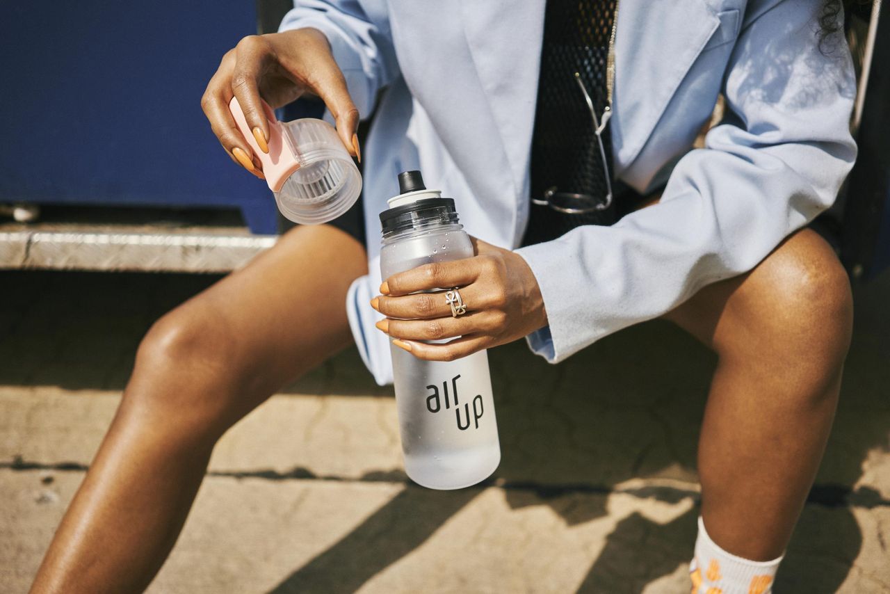 This Re Usable Water Bottle Has A Special Trick To Help You Quit Sugary