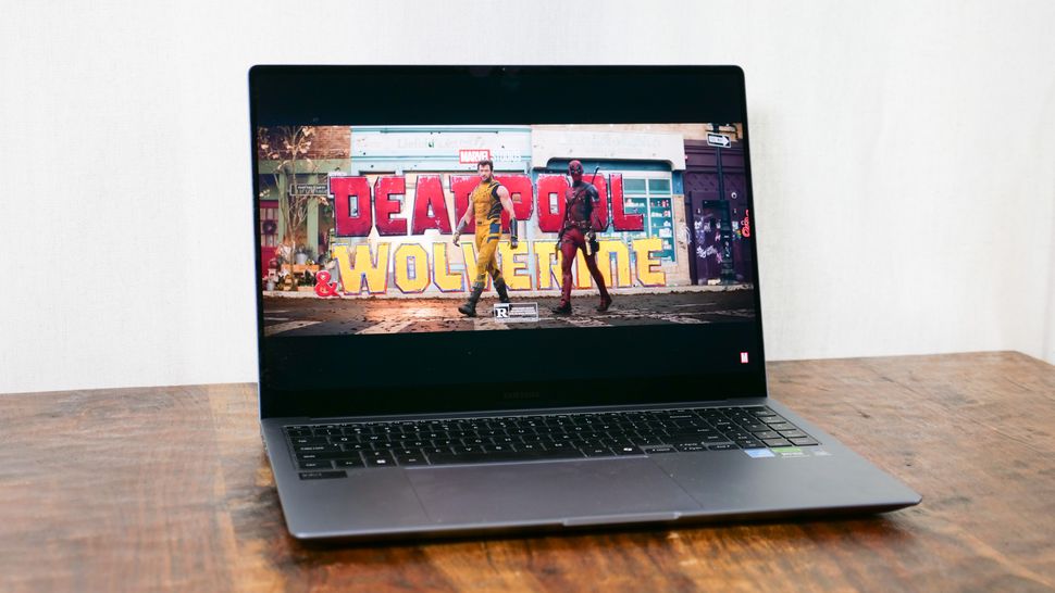 Samsung Galaxy Book 4 Ultra vs. MacBook Pro 16-inch: Which premium ...