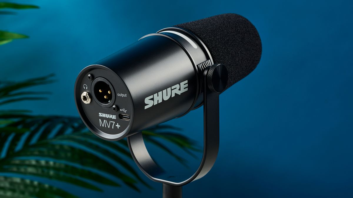 I just tested this Shure mic — and it's a game changer for content ...
