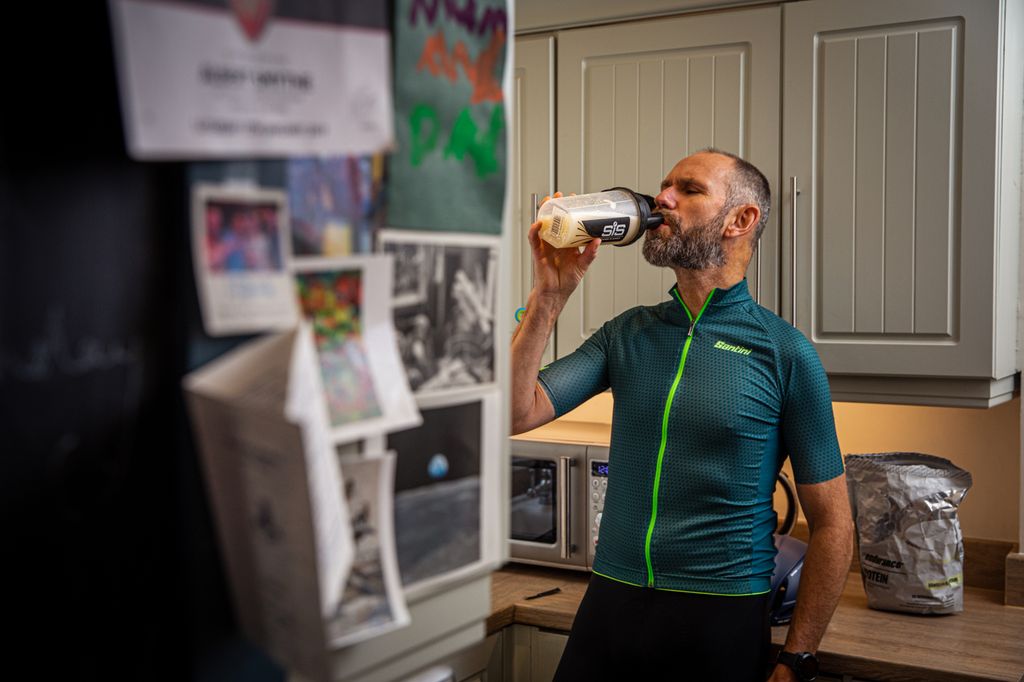 Fuelling post 40: use these six tips to tweak your cycling nutrition ...
