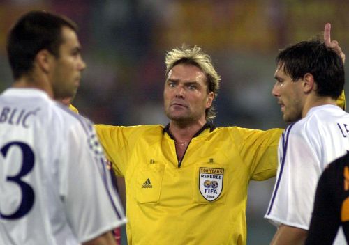 The most iconic football referees | FourFourTwo