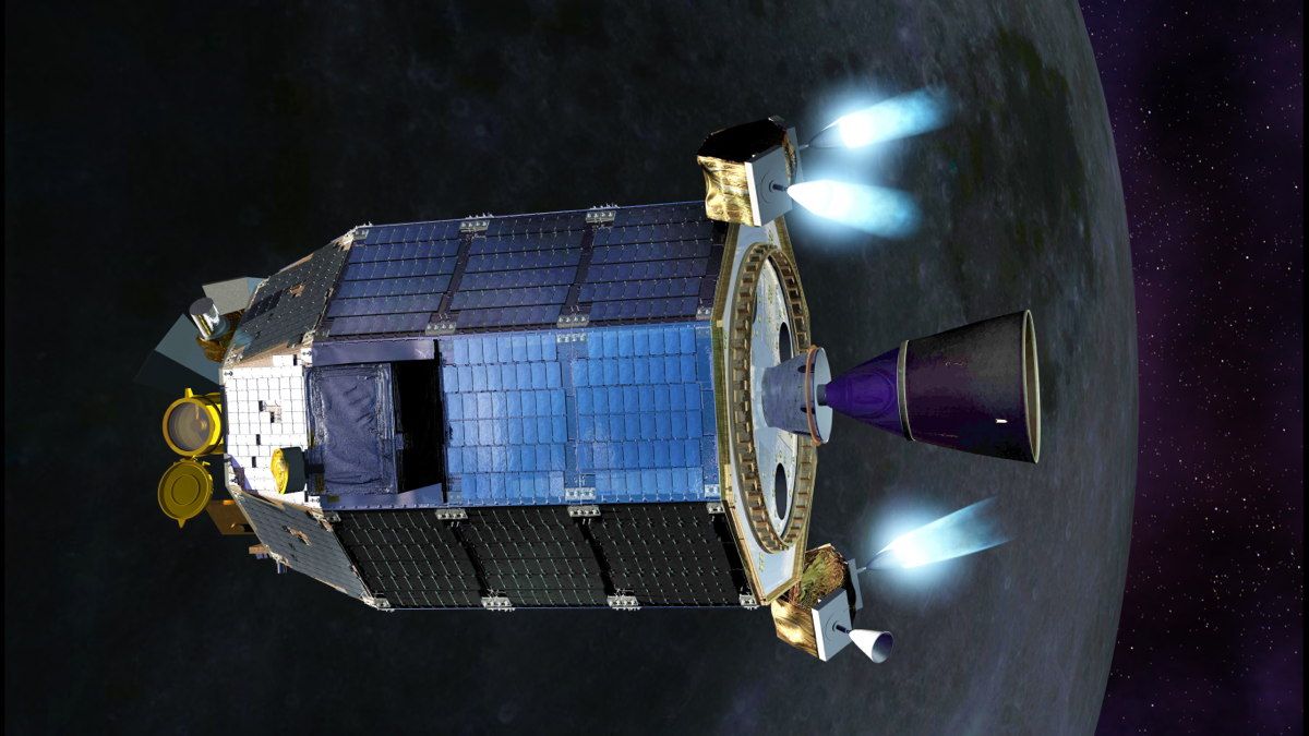 NASA Moon Probe Performs 1st Big Maneuver of Lunar Trek | Space