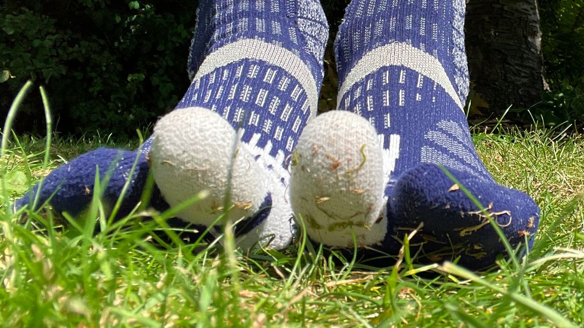 Split-toe sock technology | Advnture