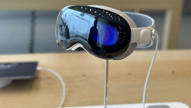 I tried Apple Vision Pro at the Apple Store and here’s how you can too ...
