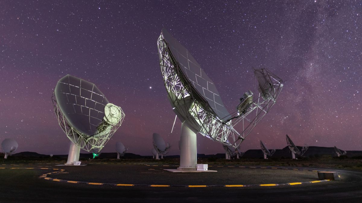 'Truly extraordinary': Mega-laser shooting at us from halfway across ...
