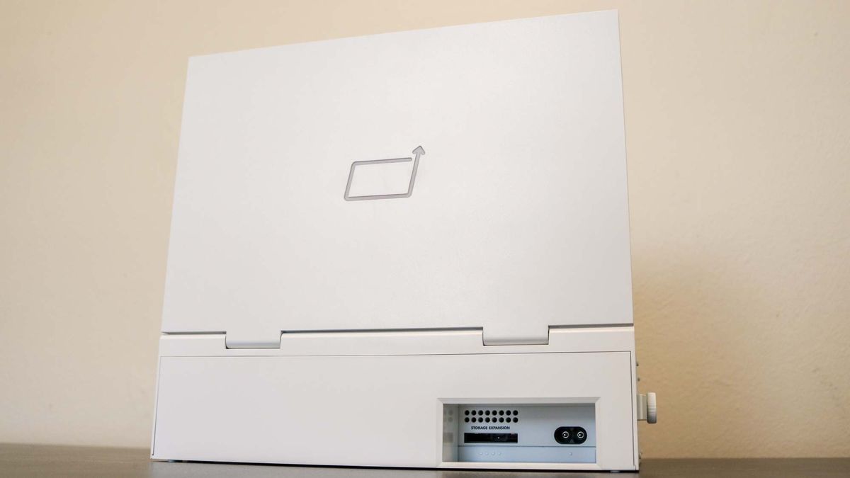 I turned my Xbox Series S into a gaming laptop with this portable ...