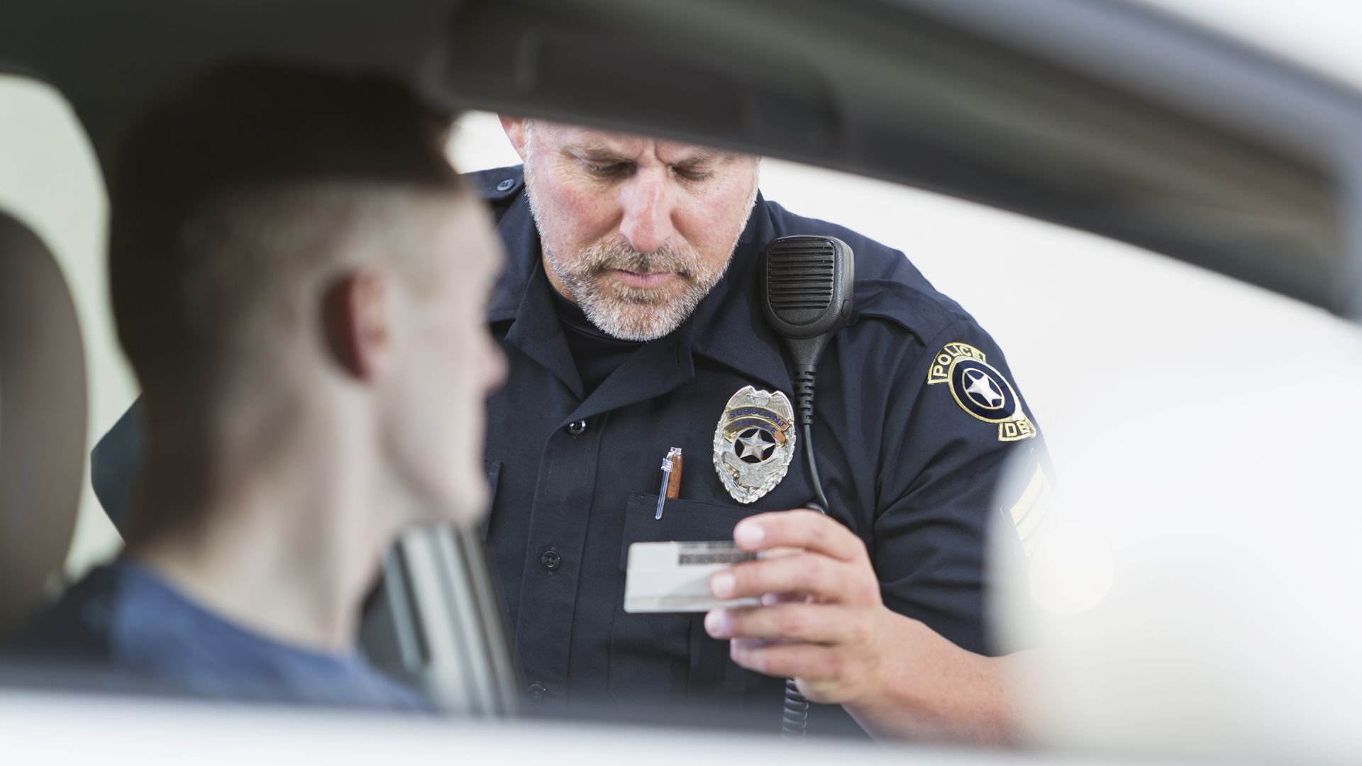 'Hey Siri, I'm getting pulled over' — how to record police interactions ...