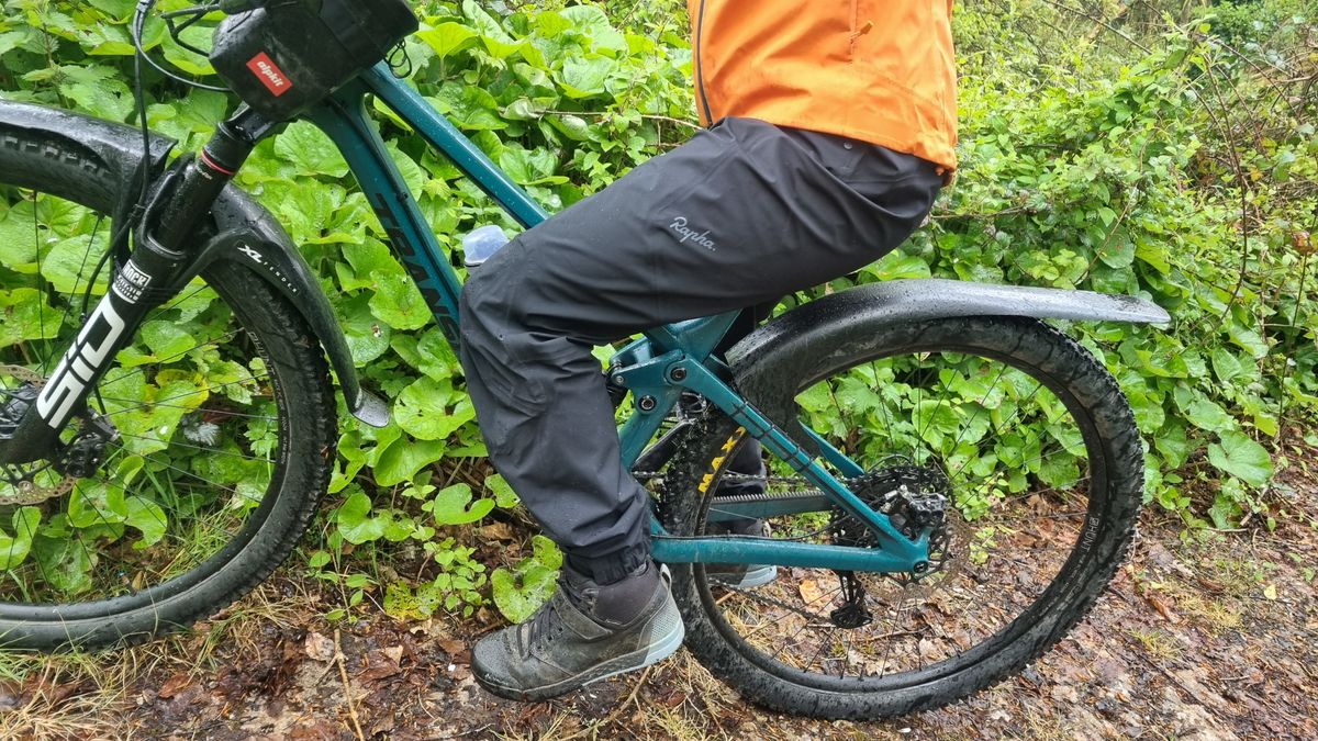 Rapha Women's Trail Gore-Tex Pants review – properly waterproof ...