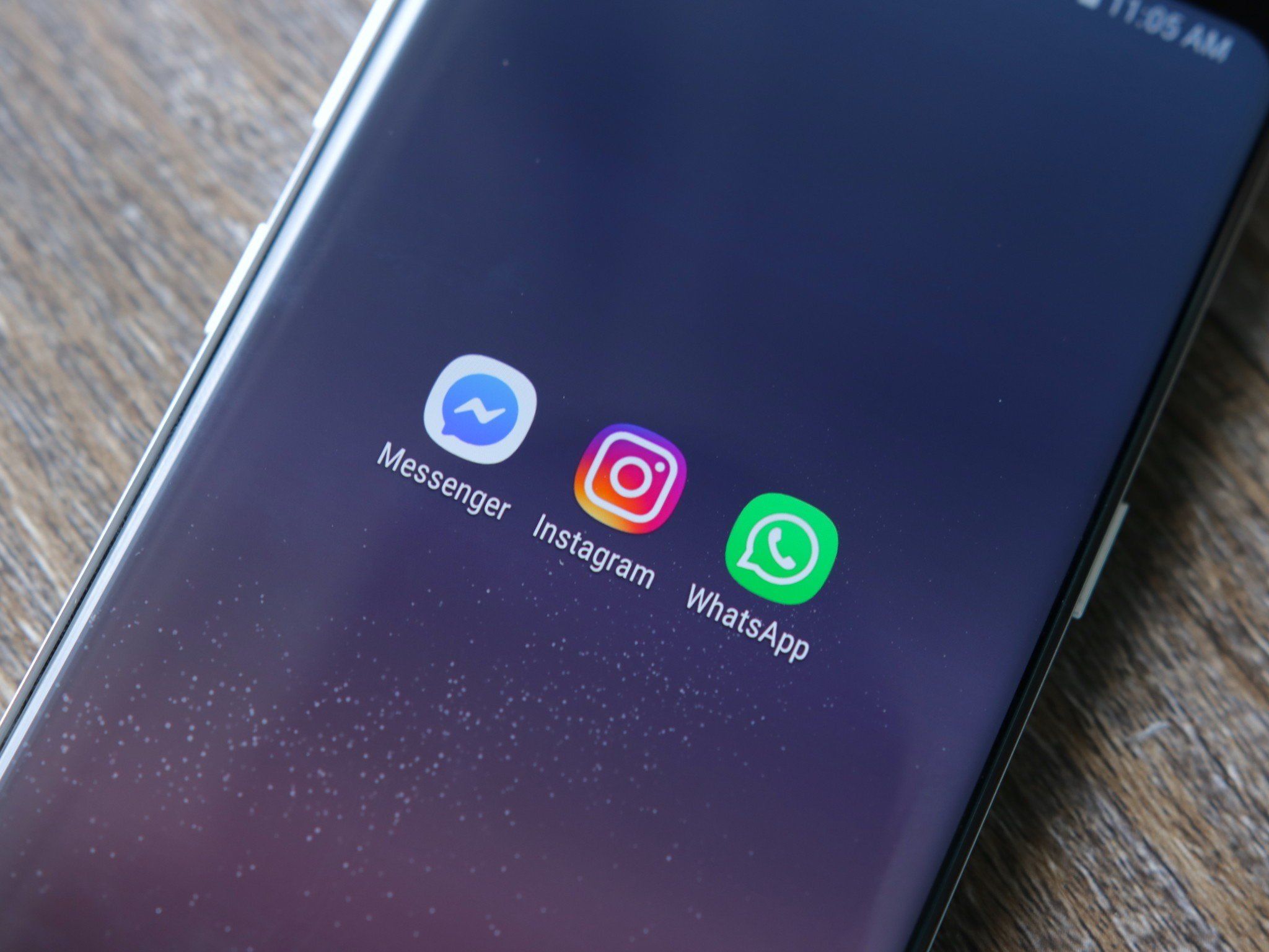 Facebook extends Instagram integration, lets you automatically share ...