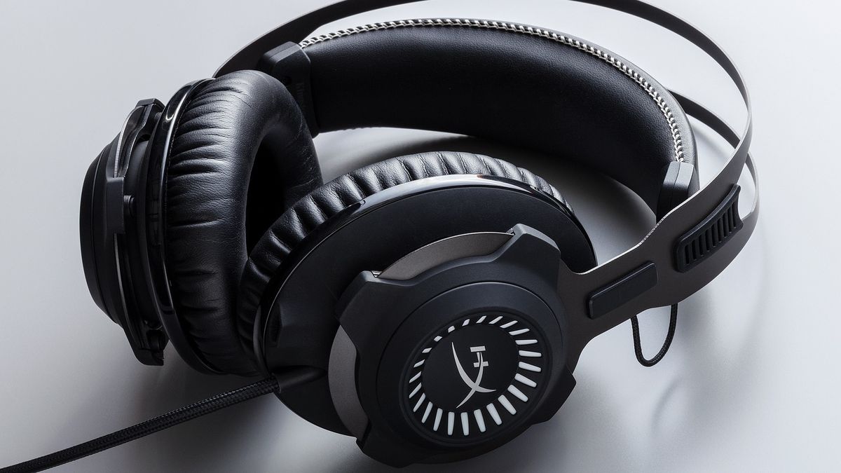 HyperX Cloud Revolver S review: "Doesn’t innovate enough to set itself ...