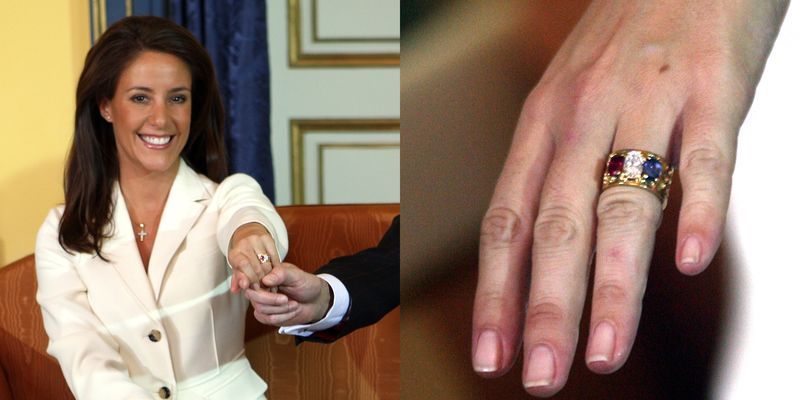 16 Best Royal Engagement Rings of All Time - Royal Family Engagement ...