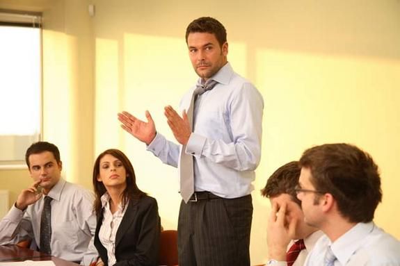 Shape of CEO's Face Linked to Company Performance | Live Science