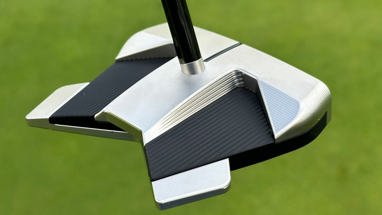 Scotty Cameron Phantom 11R OC Putter Review | Golf Monthly