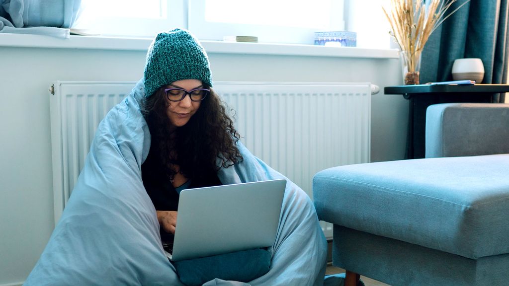 Is your radiator not heating up properly? How to fix it | Homebuilding