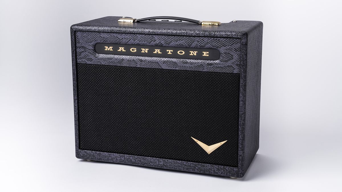 “Its sound kicks the ass of amps three times its size”: Slash’s latest ...