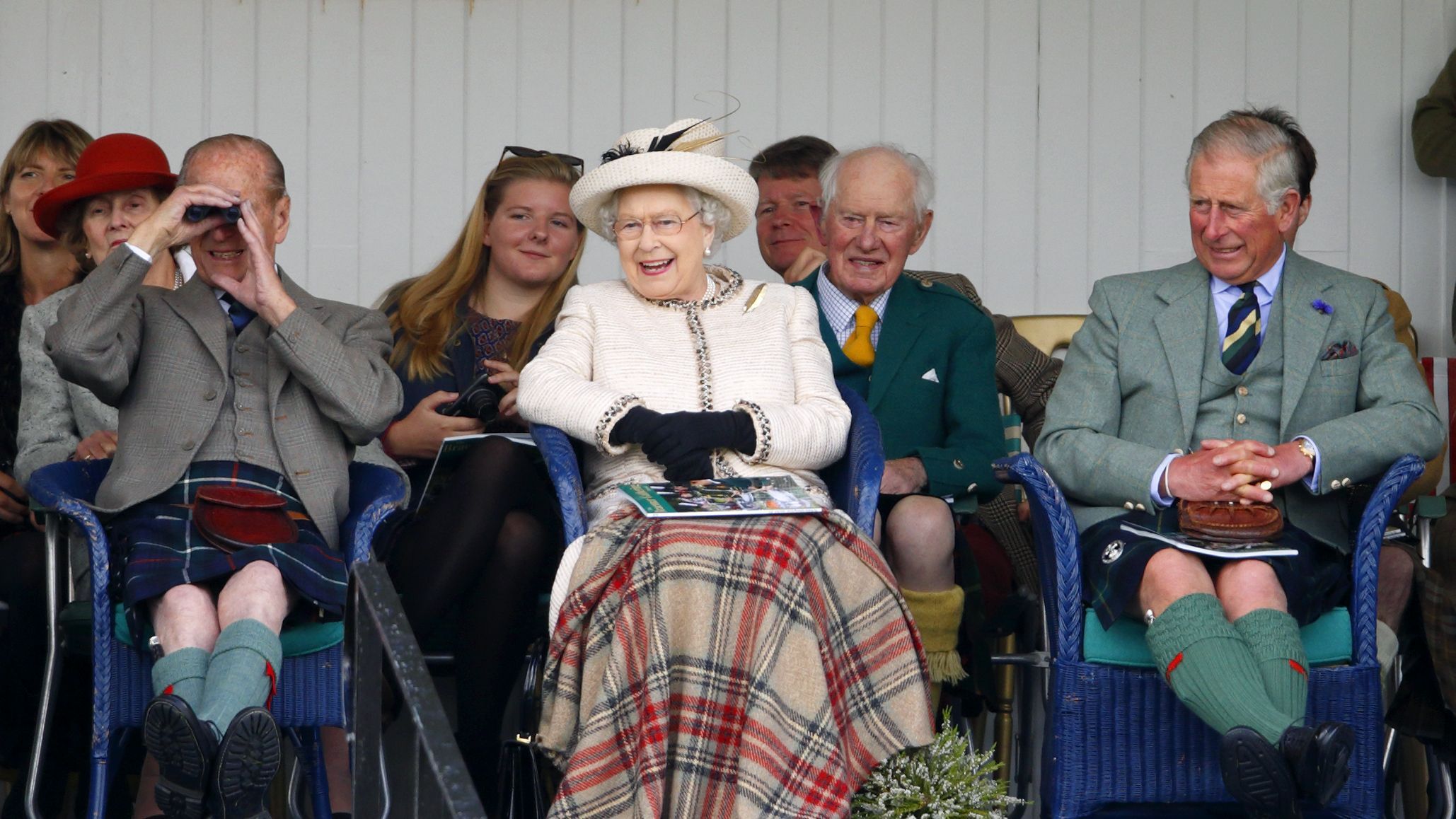 An Ode to Queen Elizabeth's Blankets Through the Years | Marie Claire