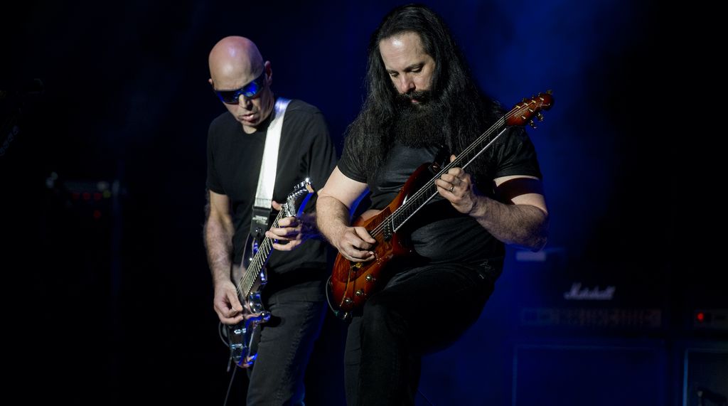 What surprised John Petrucci when he played through Joe Satriani's rig ...
