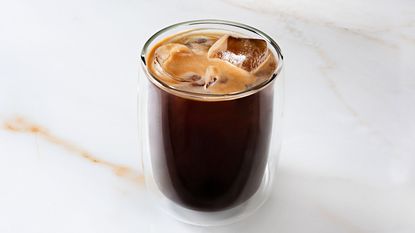 A barista's guide on how to make iced coffee from hot coffee | Homes ...