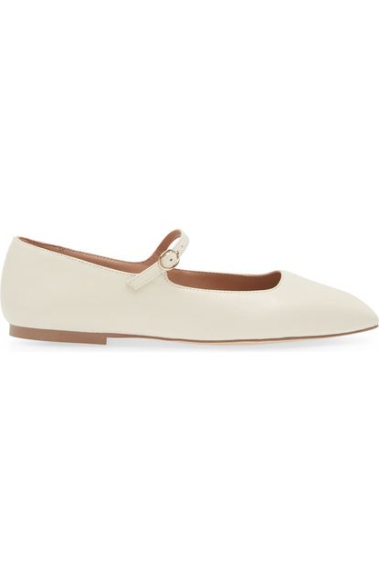 Comfy Mary Jane Flats Are Fashion's Favorite It-Girl Shoe Trend | Marie ...