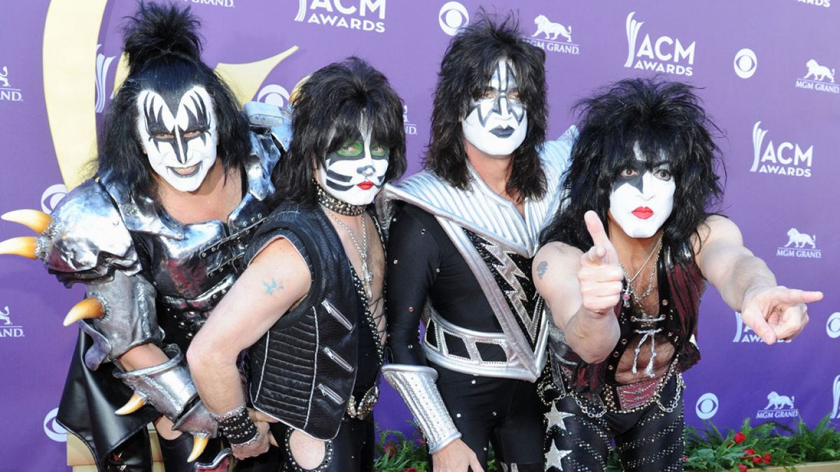 Simmons: ‘Not a chance’ of original Kiss reunion | Louder
