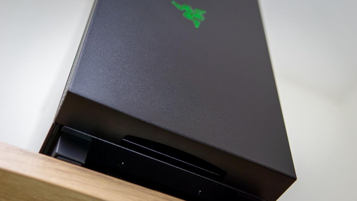 Razer Tomahawk ATX Review: If You Must Own a Razer Case | Tom's Hardware