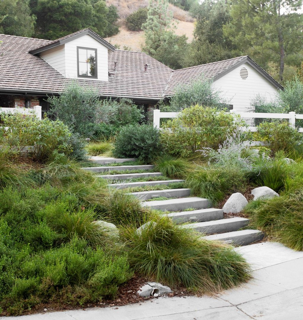 These minimalist backyards prove that 'less is more' outdoors | Livingetc