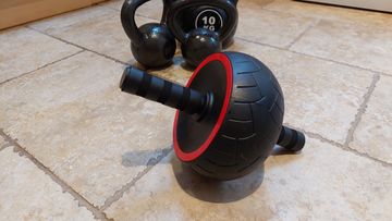 I used an ab roller for a month, and my core is stronger than ever ...