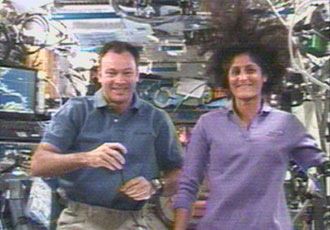 Martha Stewart Makes Orbital Call to ISS Crew | Space