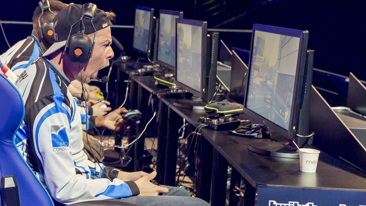 I’m at a COD tournament & have no idea what’s going on (so I asked a ...