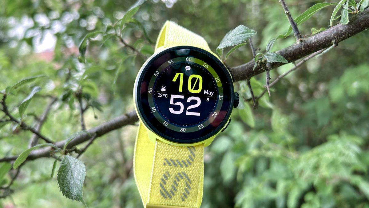 Suunto Run review: a great value AMOLED sports watch for runners | Tom ...