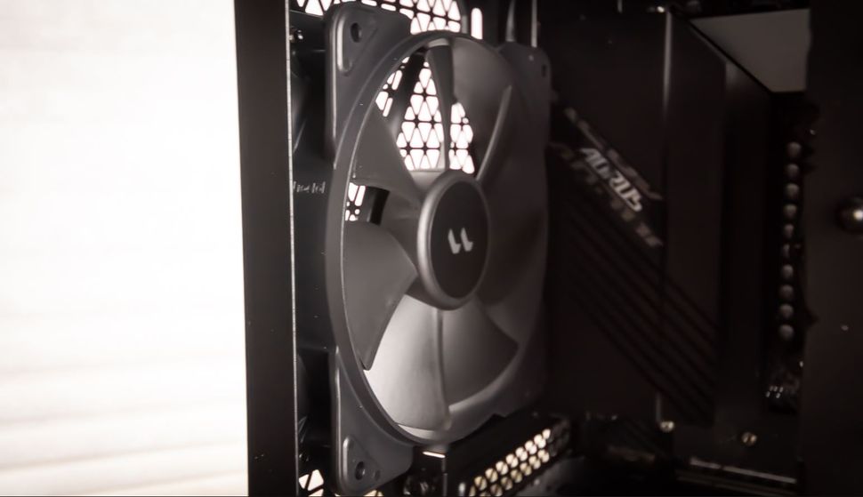 Fractal Design Pop Silent Review: Old-School, but Not so Cool | Tom's ...