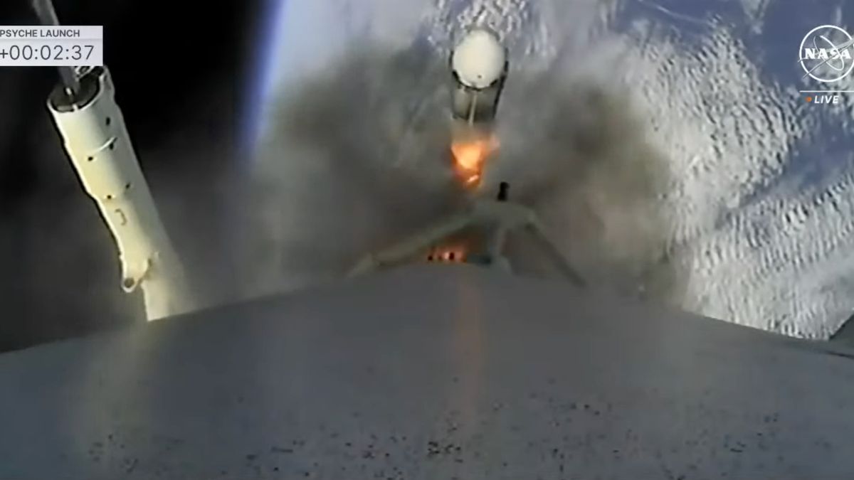 SpaceX's Falcon Heavy launch of Psyche asteroid mission in photos | Space