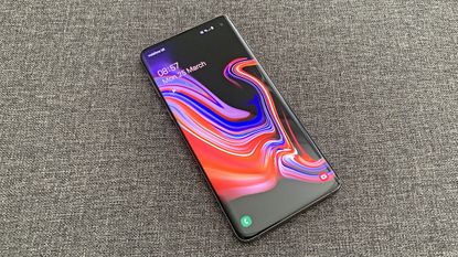Samsung Galaxy S10 review: the complete package | T3