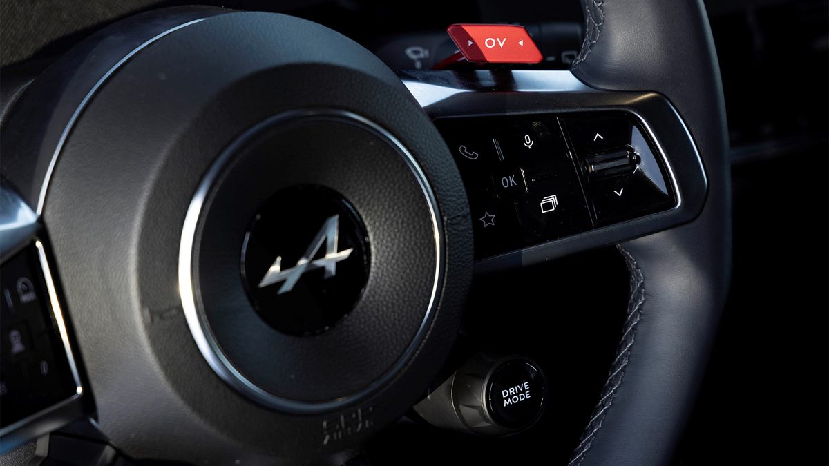 Alpine will unveil its A290 in June: does this mean small, fun electric ...