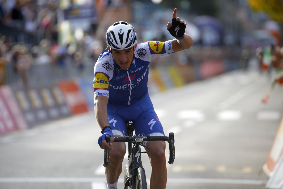 Alaphilippe: I want to turn the podiums into victories right away ...