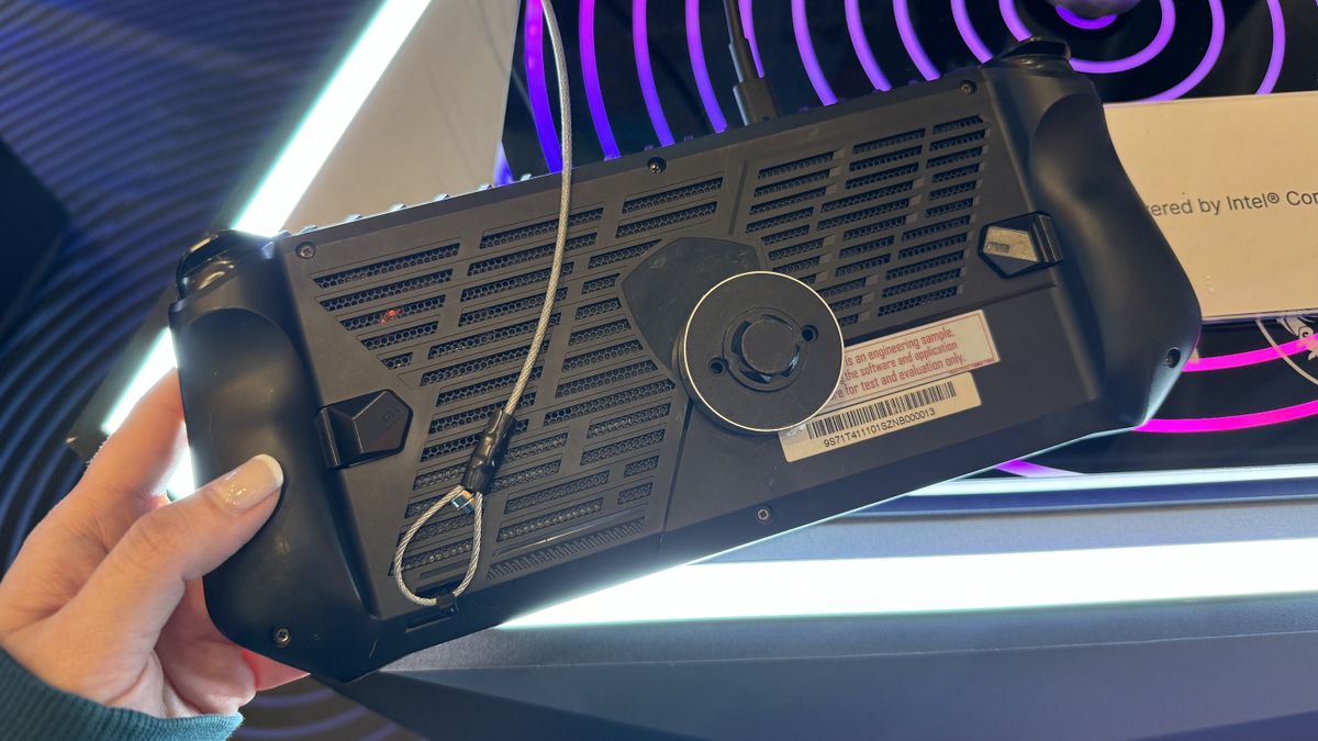 MSI Claw is the first gaming handheld to run on an Intel Core Ultra ...